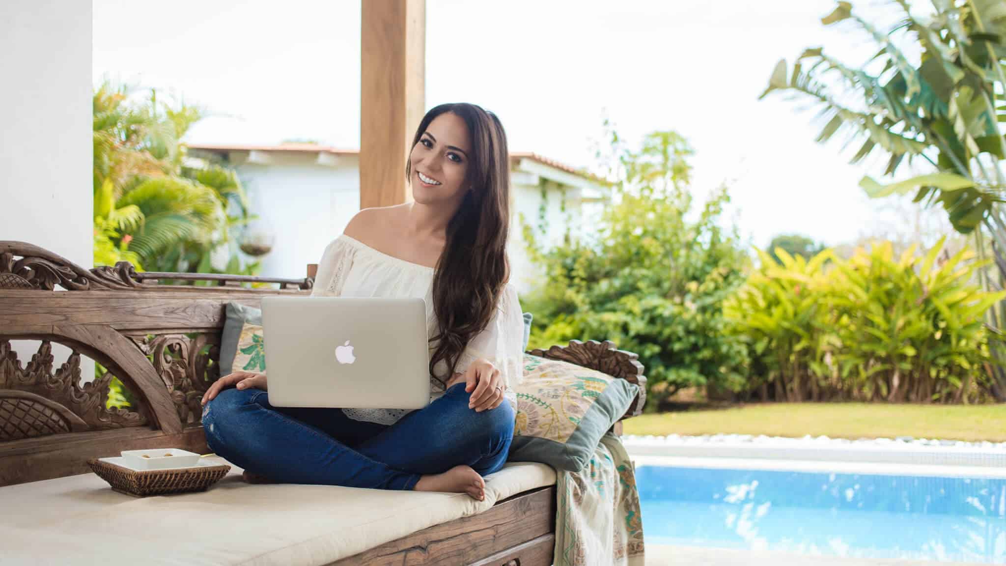 7 Trabajos En Línea Para Estudiantes Que Puedes Empezar Hoy!